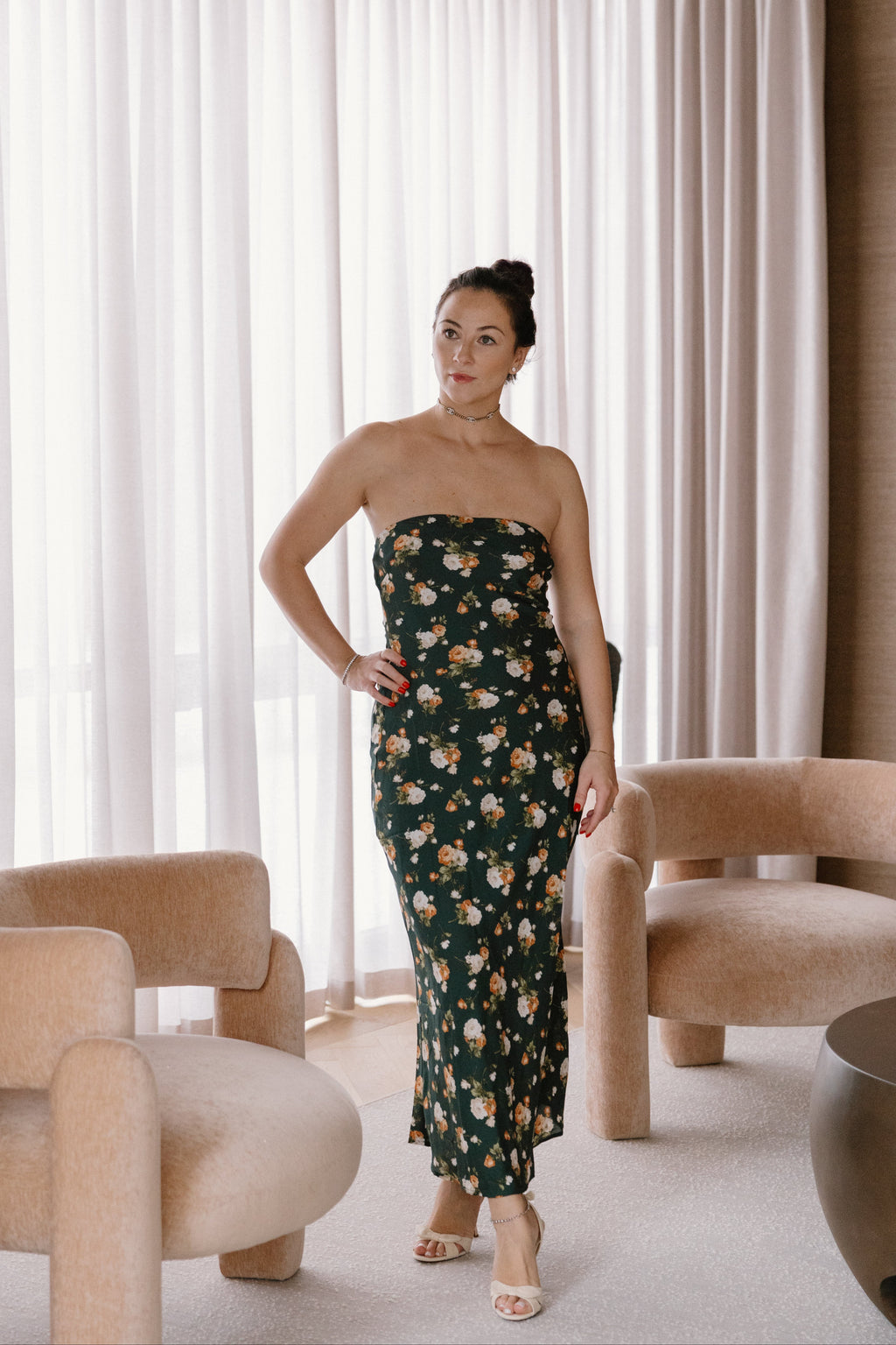 Jennifer Floral Midi – UNIKONCEPT